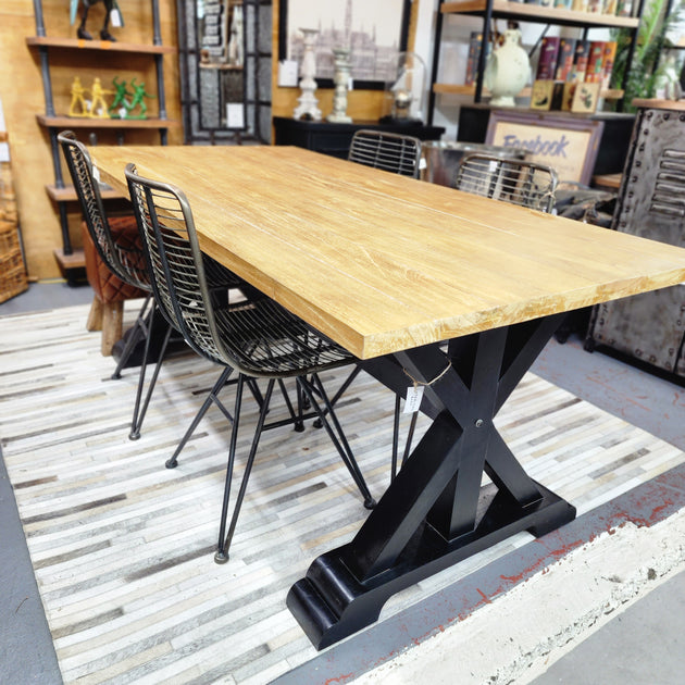 Slatted Farmhouse Dining Table – The Interiors Barn